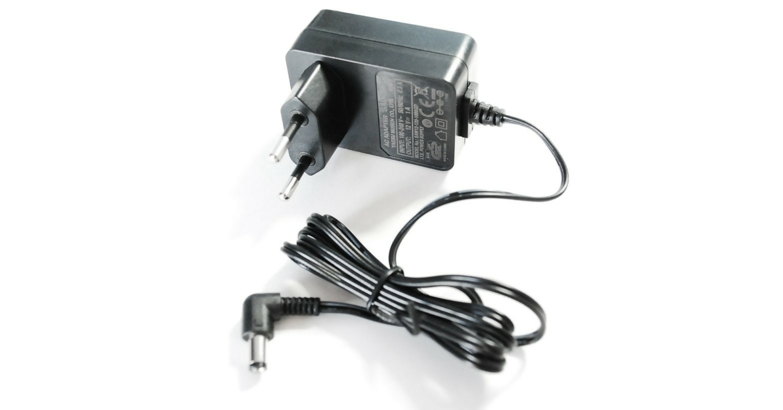 Yaesu SAD-20C adapter charger / FTA-250, FT25/FT65/FT4